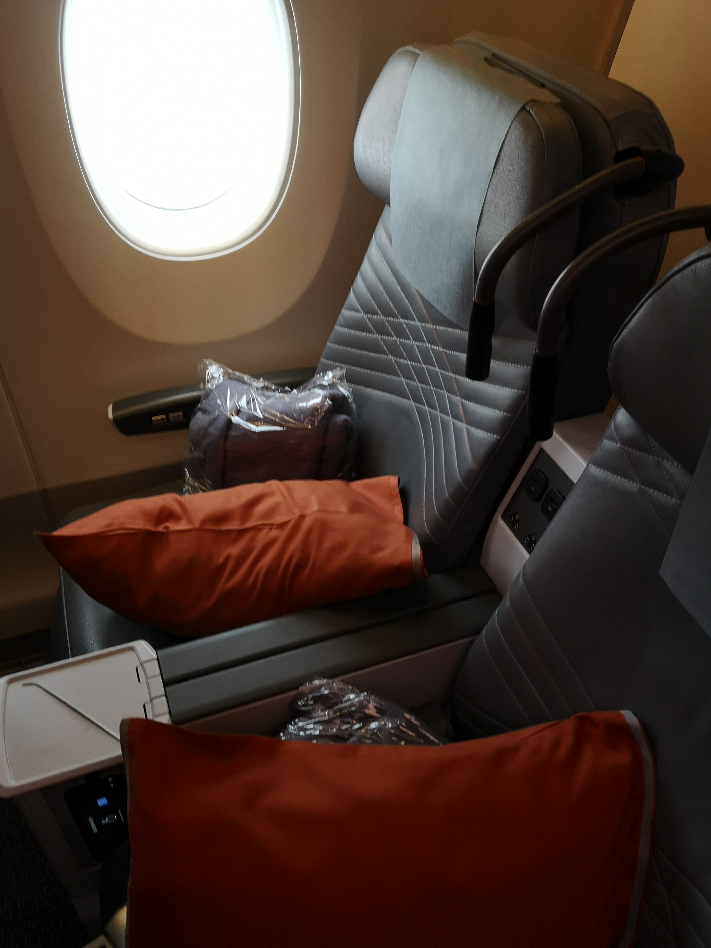 Flight Review: SQ 632 – SIN – HND – hotelsandairlines